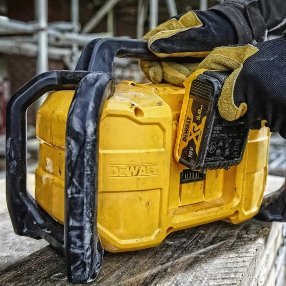 Dewalt DCR029 12V - 18V XR DAB / FM Compact Bluetooth Radio Body Only